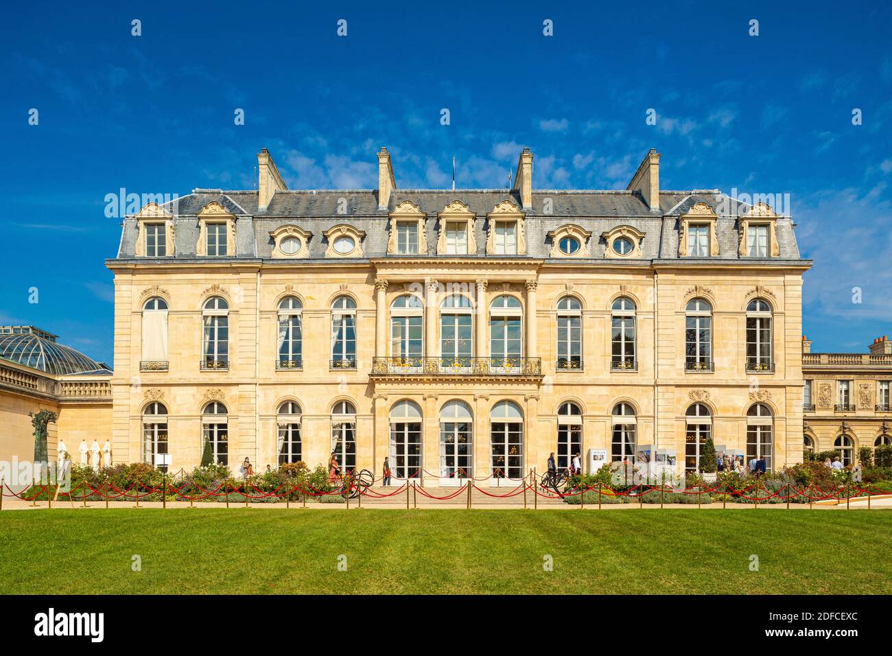 Elysee palace architecture hi-res stock photography and images - Alamy