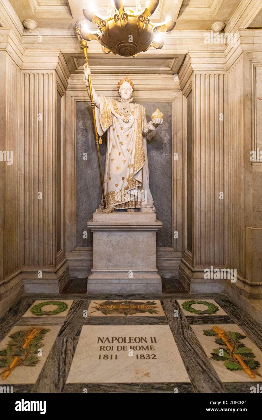 France, Paris, H?tel des Invalides, statue of Napoleon II, king of Rome ...