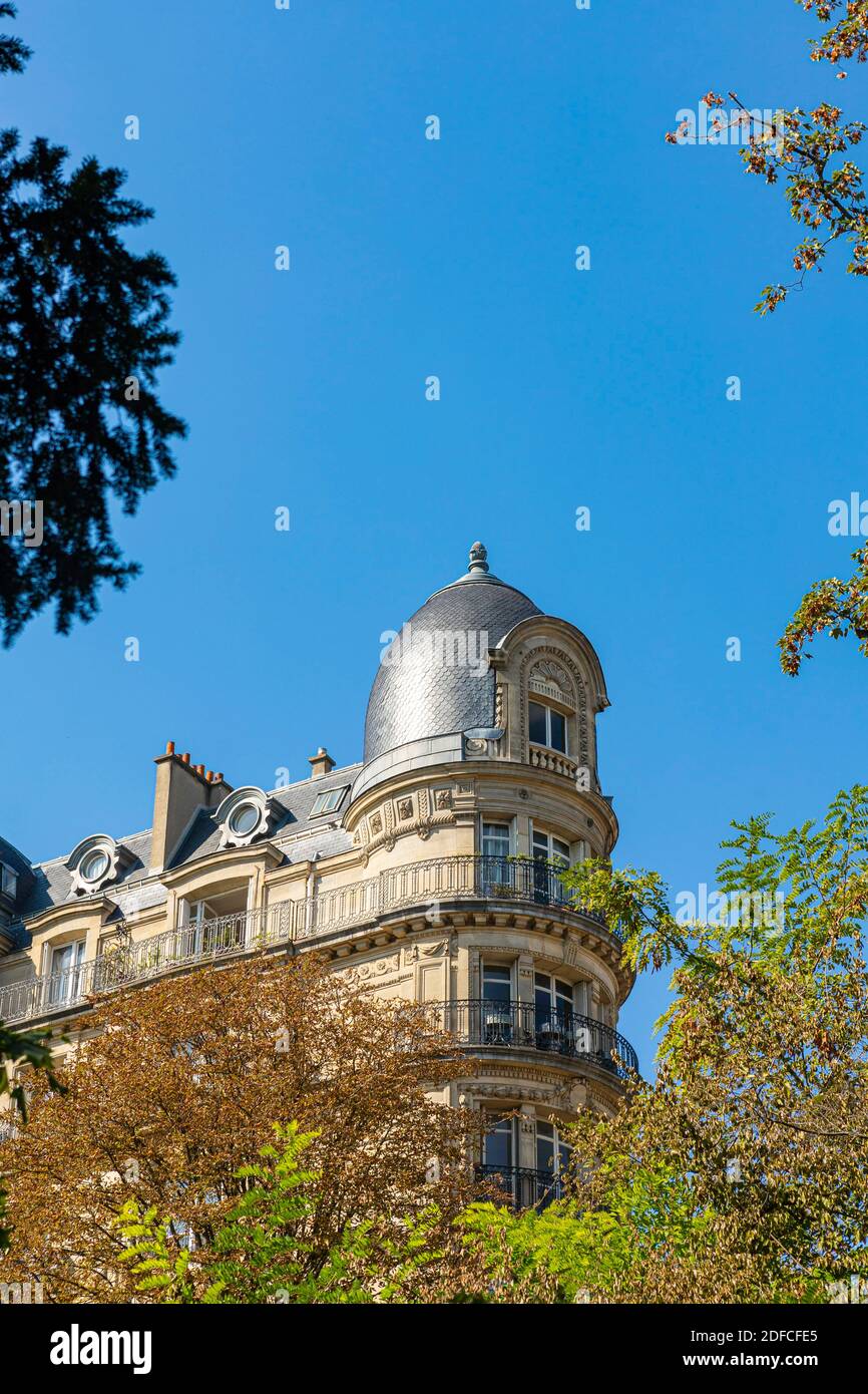 France, Paris, Buttes de Chaumont park, Haussmanian building Stock ...