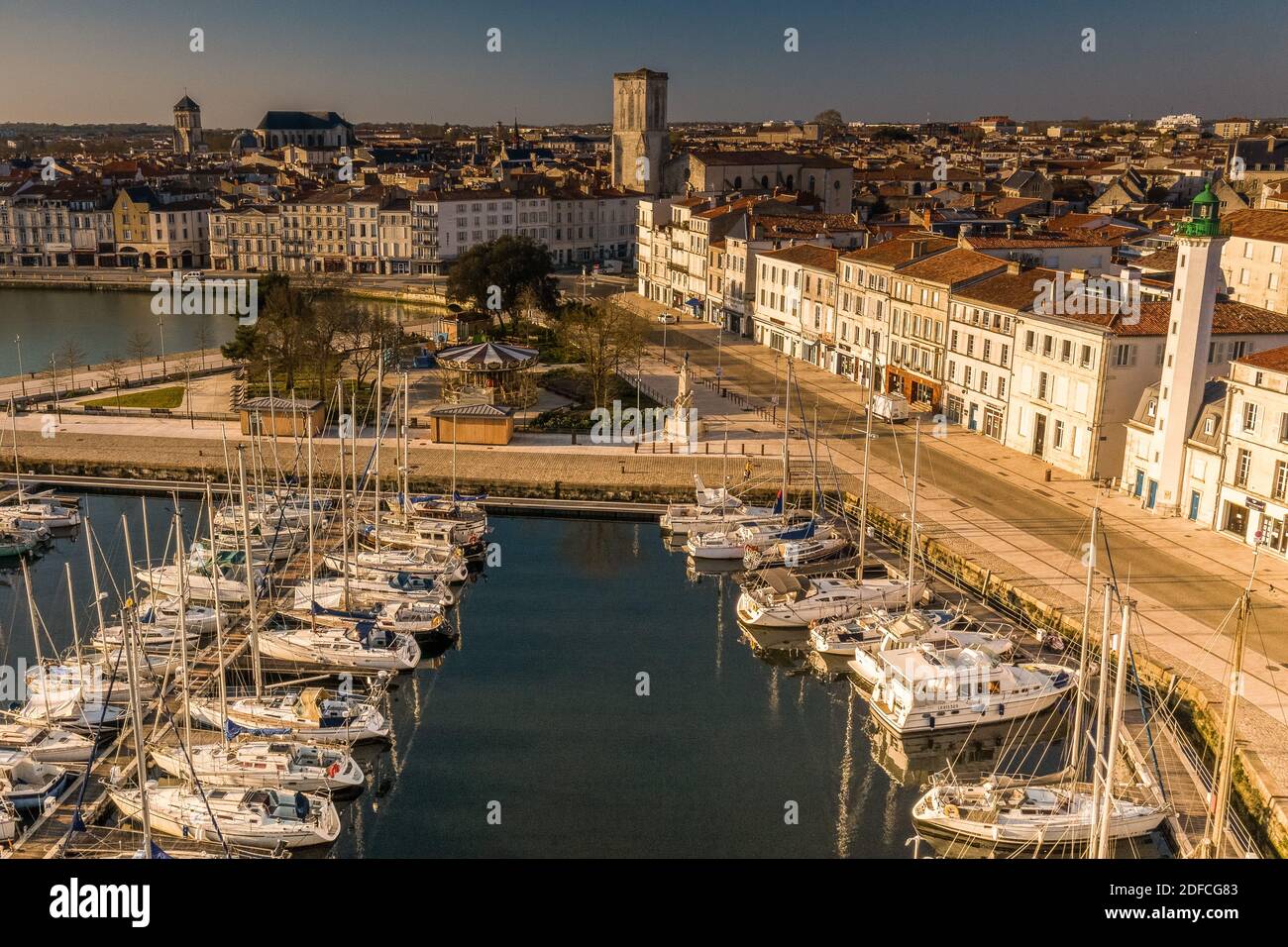 AERIAL VIEW, LA ROCHELLE, OLD PORT, (17) CHARENTE-MARITIME, NOUVELLE ...