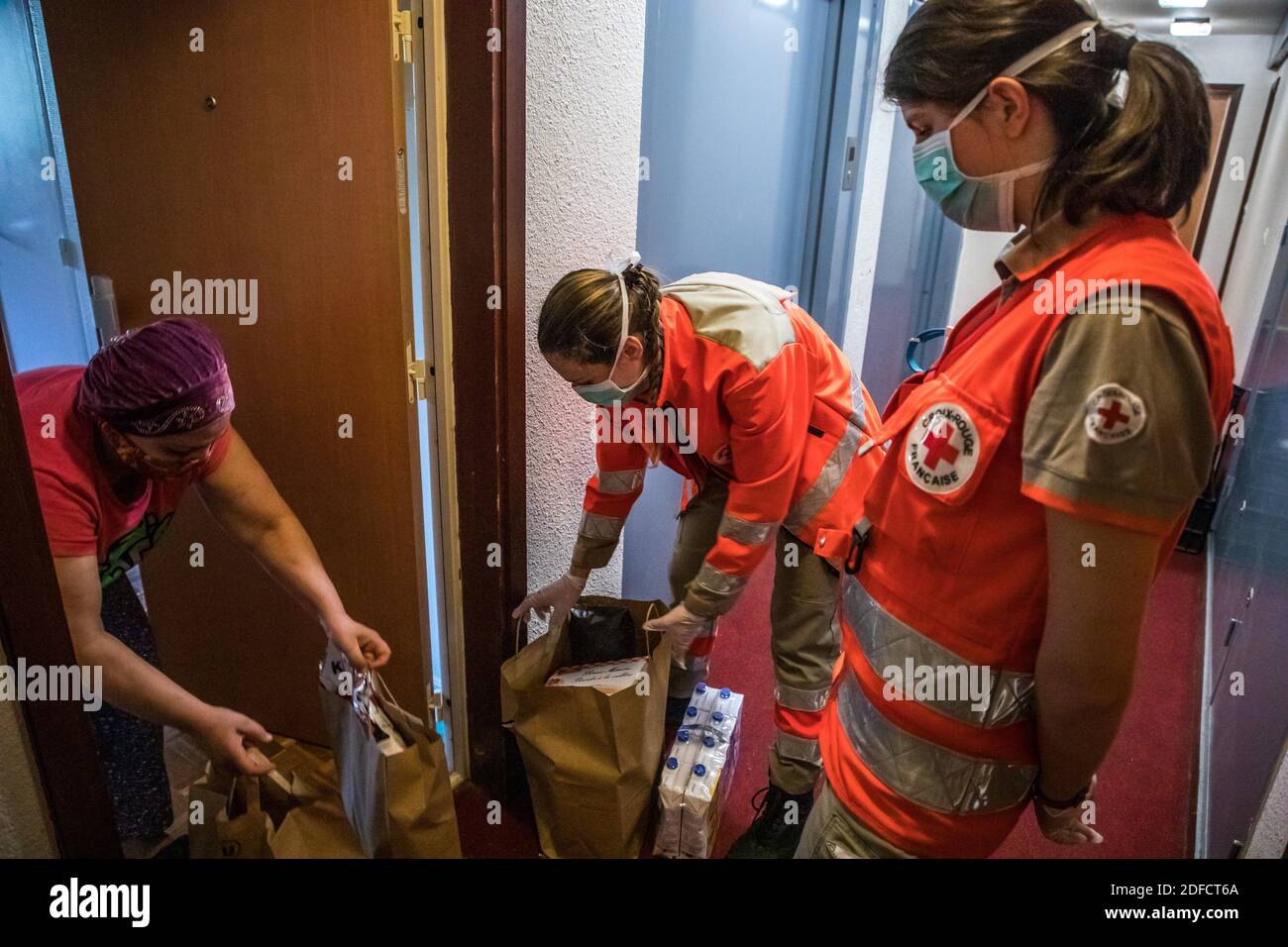 French red cross hi-res stock photography and images - Alamy