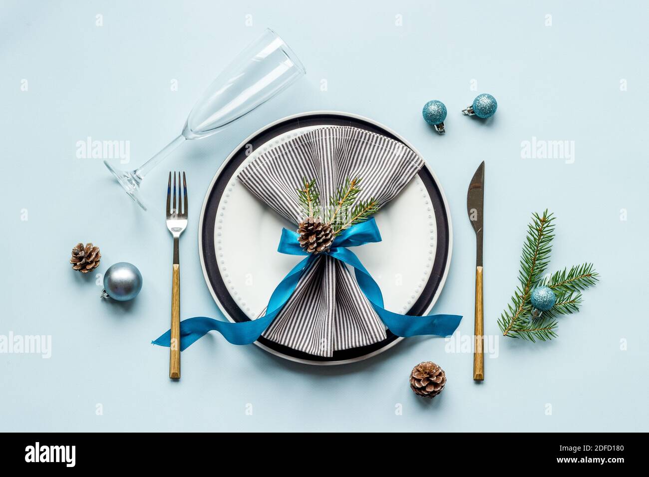 Christmas dinner background. Table setting top view Stock Photo - Alamy