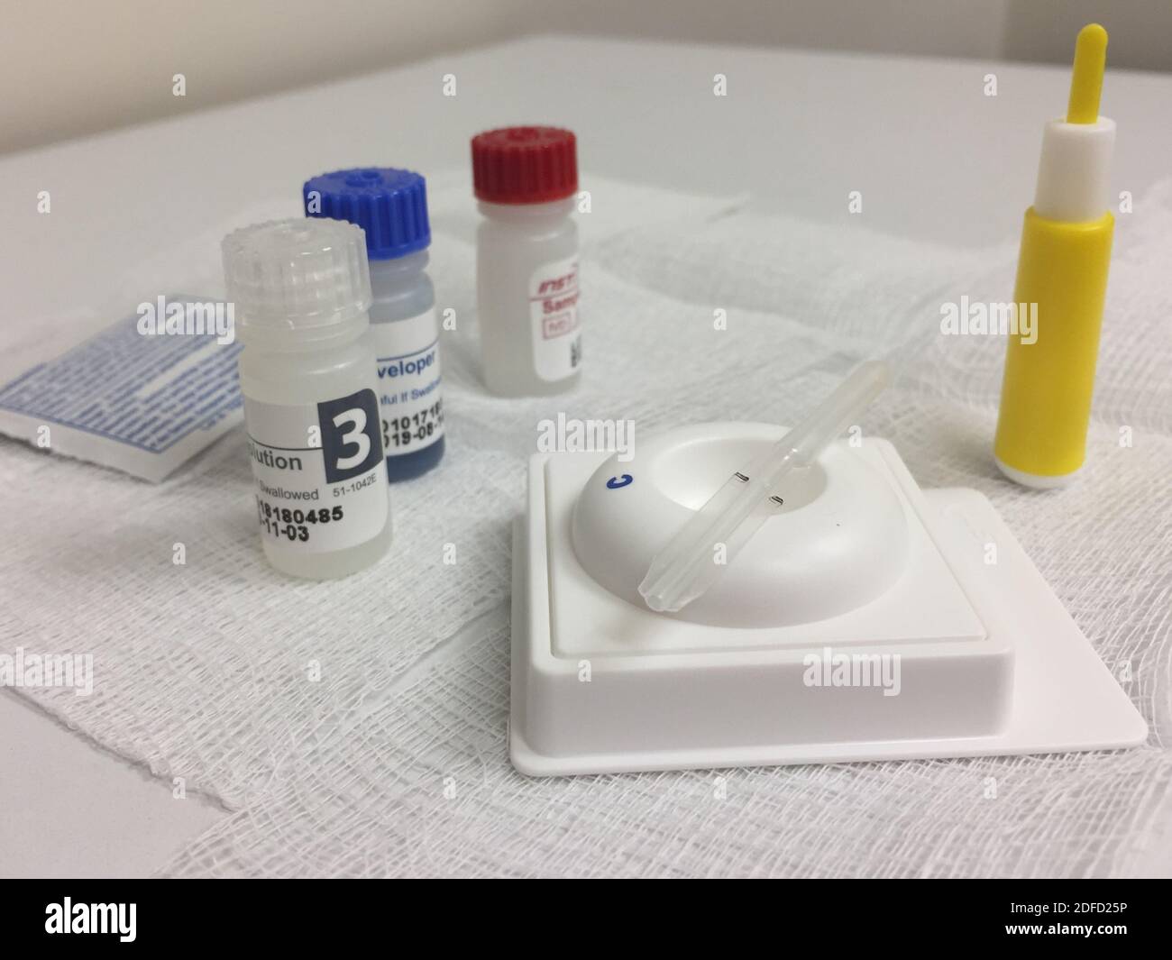 Hiv test kit hi-res stock photography and images - Alamy