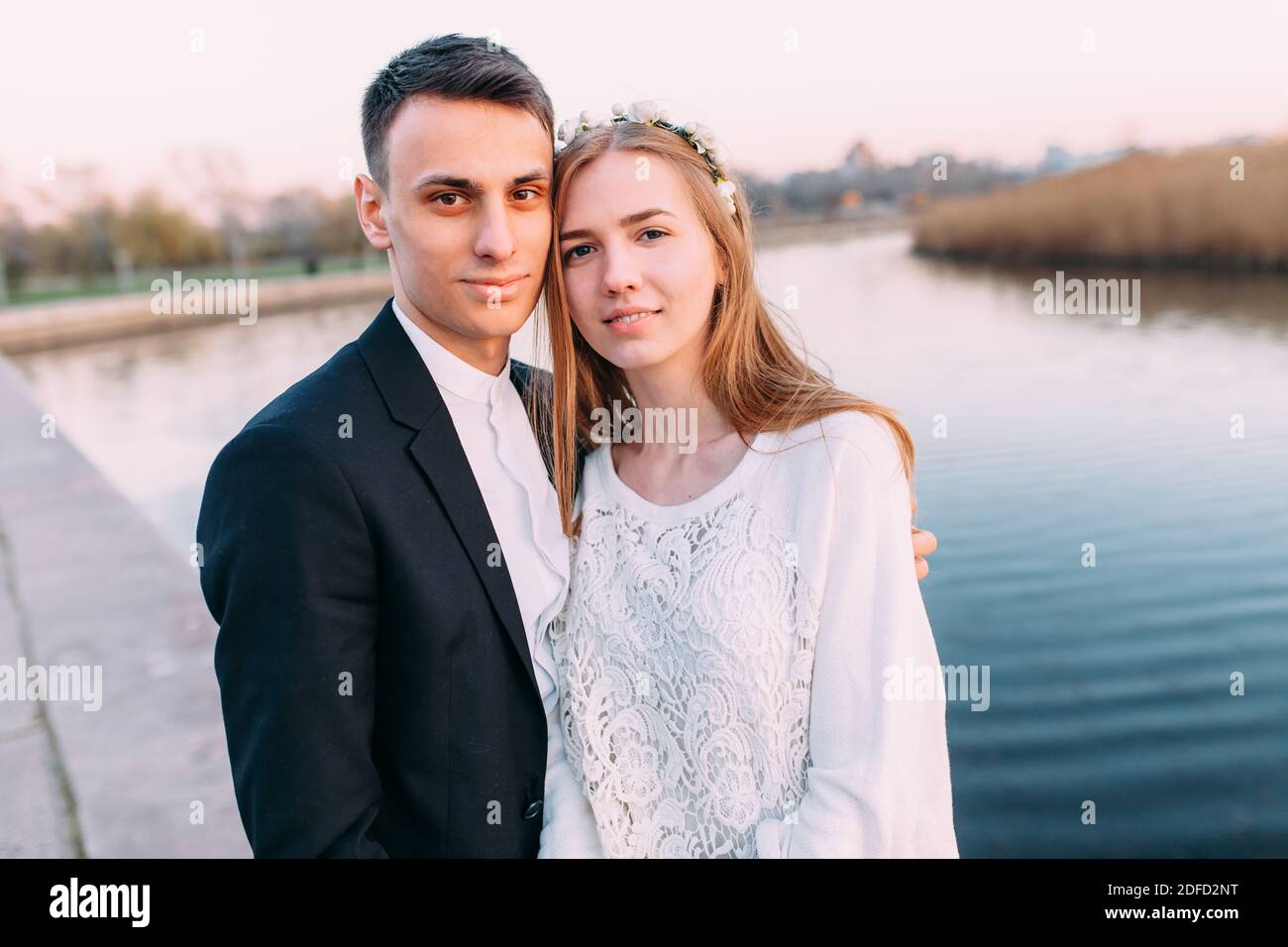 Couple in love valentines day hi-res stock photography and images - Alamy
