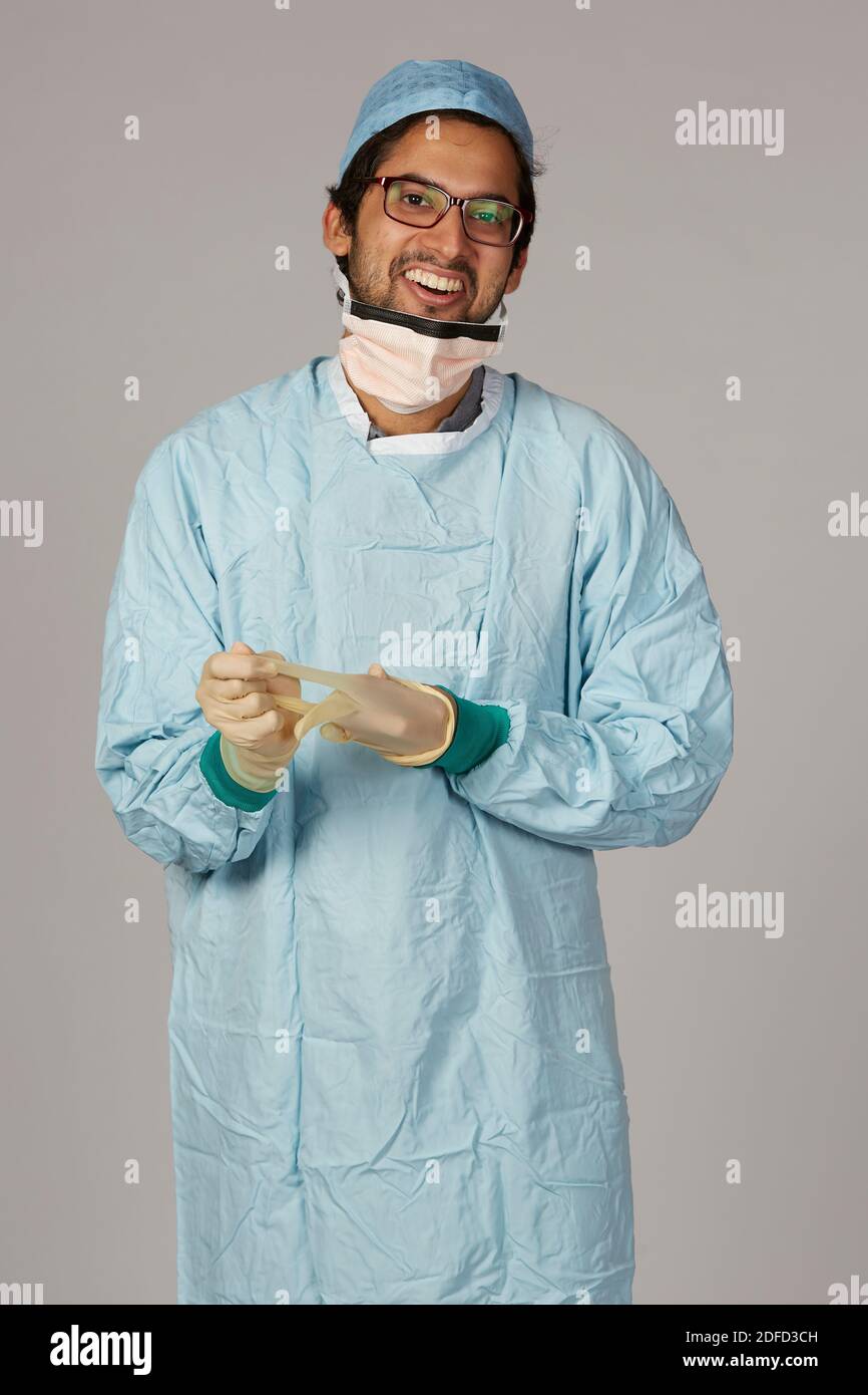Doctor Wearing PPE Stock Photo - Alamy