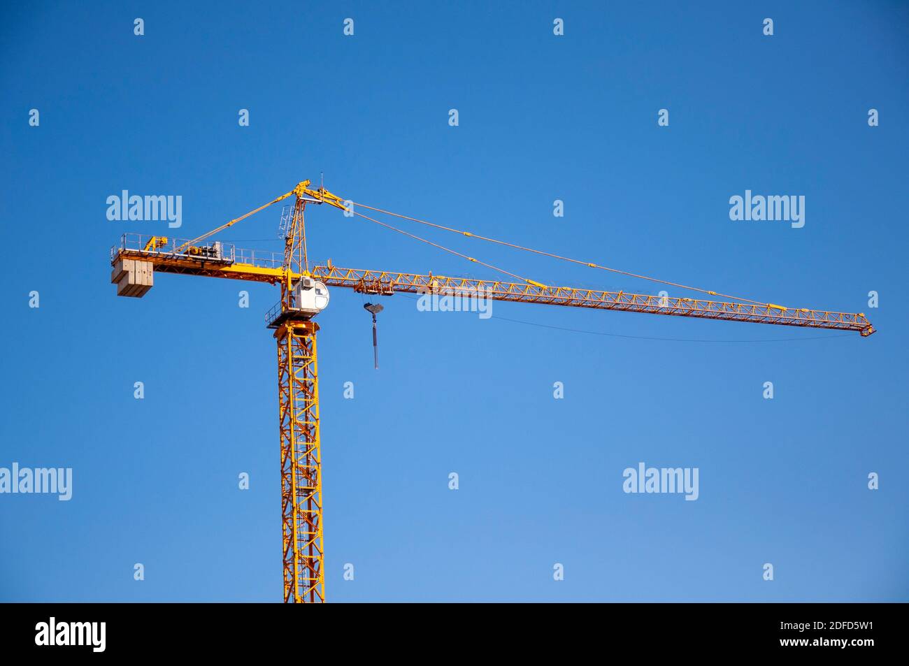 Crane frame hi-res stock photography and images - Alamy