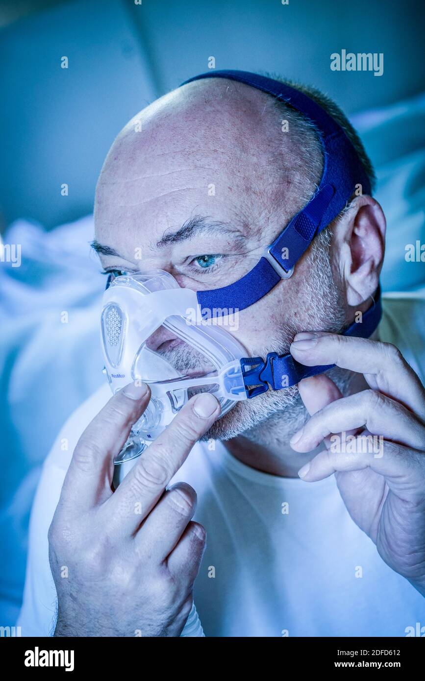 Treatment of sleep apnea and snoring : patient suffering from ...