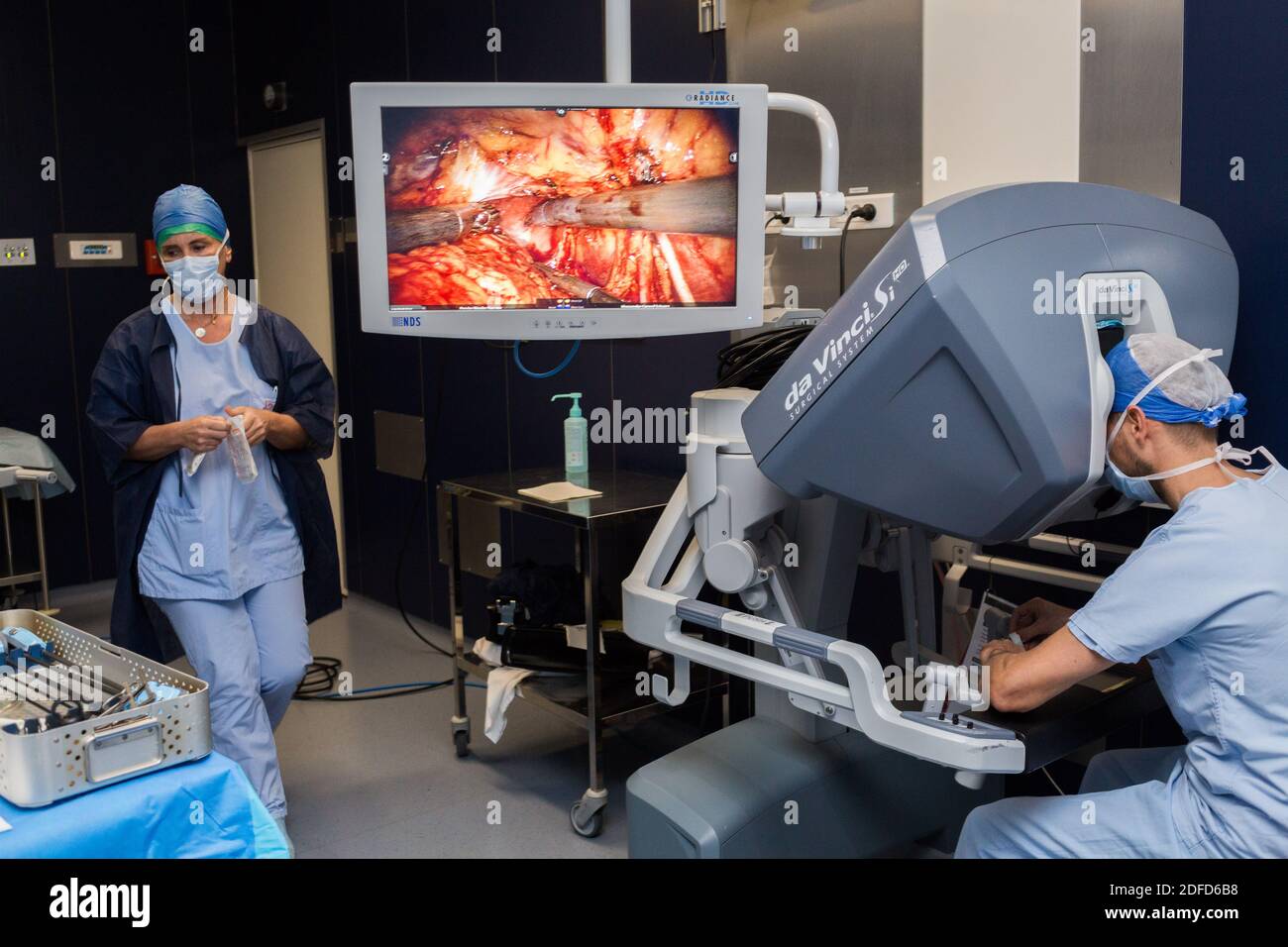 Robotic prostate surgery hi-res stock photography and images - Alamy
