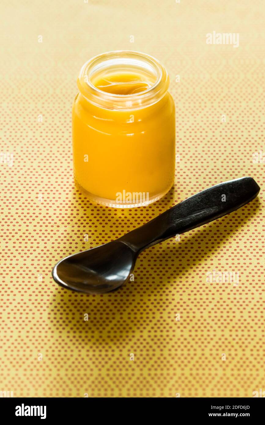 Queen jelly hi-res stock photography and images - Alamy