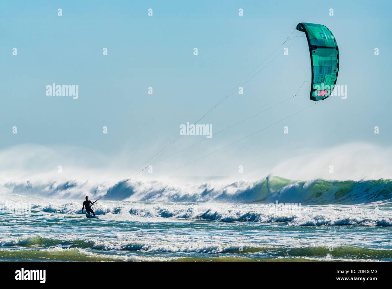 Kitesurfing on a beach in southern Spain Stock Photo - Alamy
