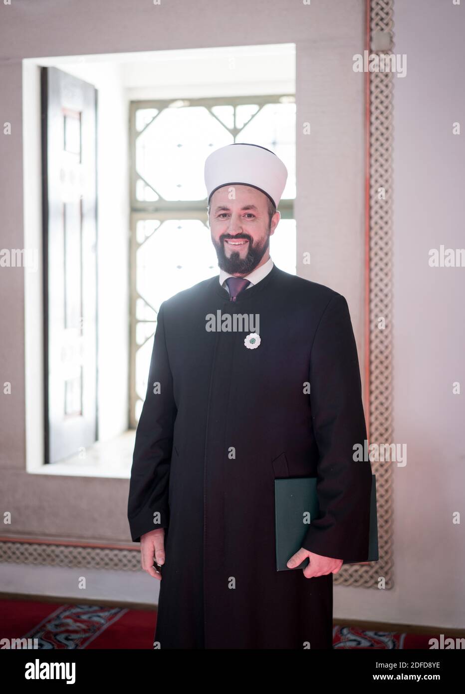 Imam in mosque Stock Photo - Alamy