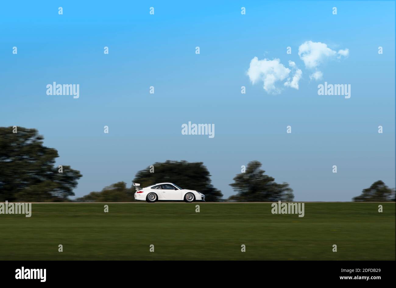 Sportscar speeding hi-res stock photography and images - Alamy