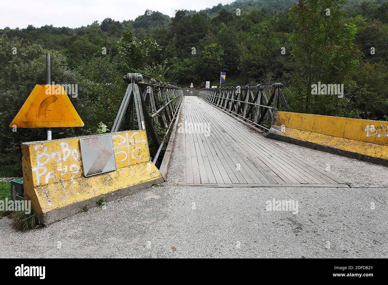 Scepan Polje/Hum border crossing Montenegro - Bosnia and Herzegovina ...