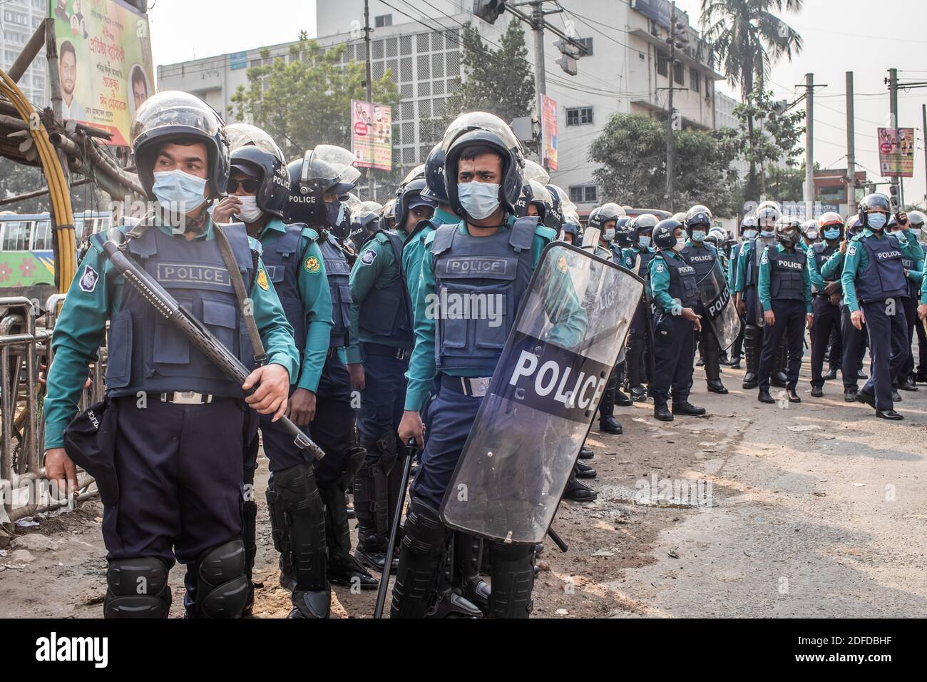 Bangladesh police riot hi-res stock photography and images - Alamy