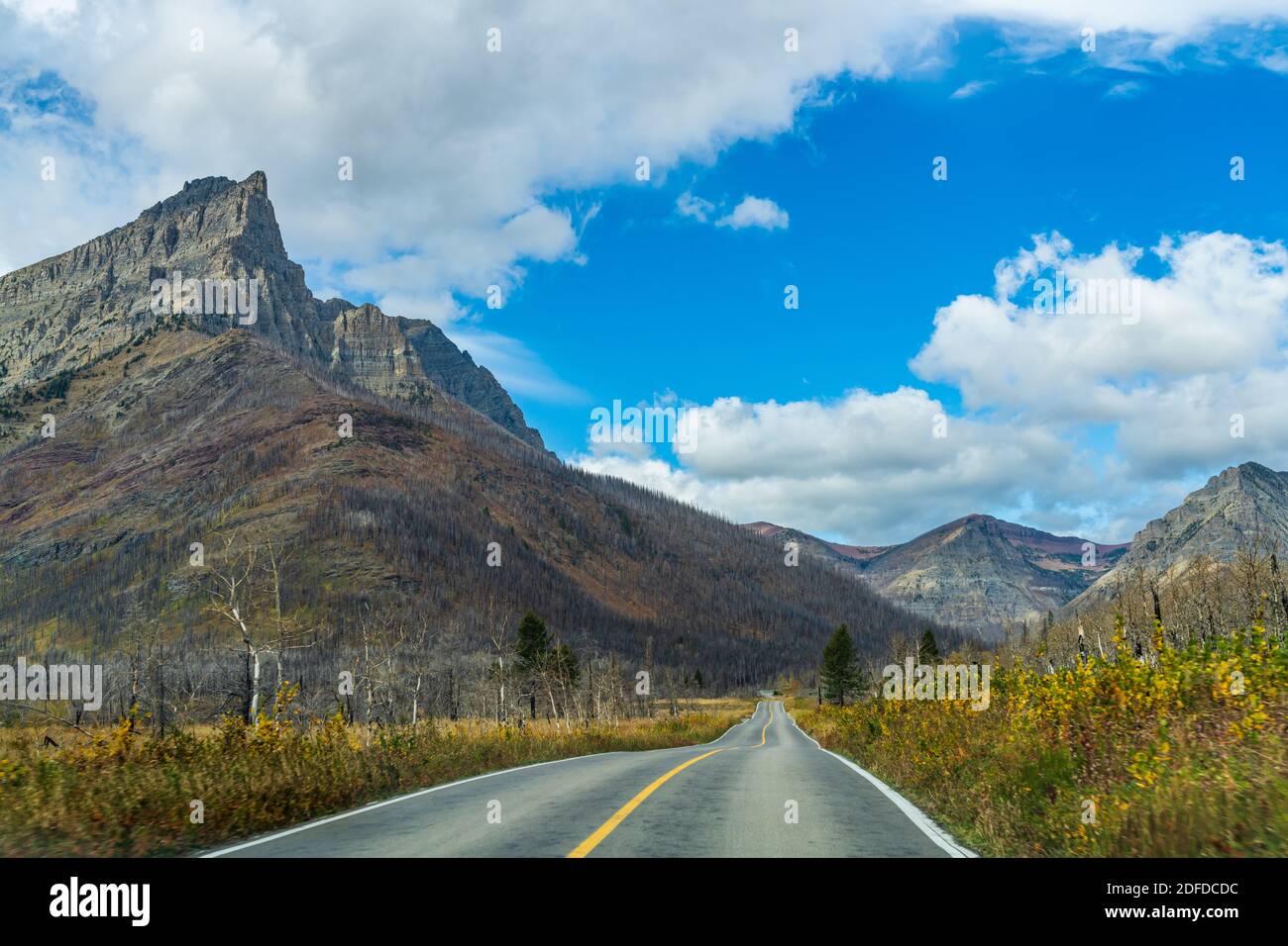 Red rock canyon parkway hi-res stock photography and images - Alamy