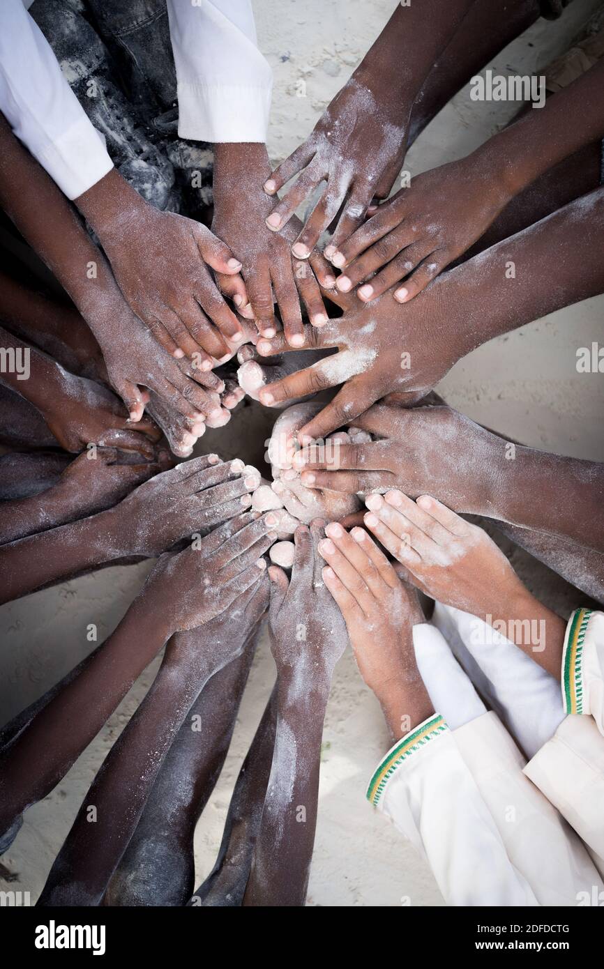 Kids feet circle hi-res stock photography and images - Alamy