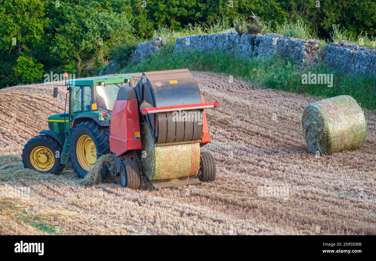 Pick up collect rural hi-res stock photography and images - Alamy