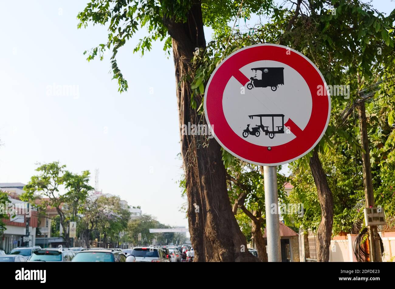 No rickshaws forbidden roadsign. Motor rickshaw, tuk tuk and three ...