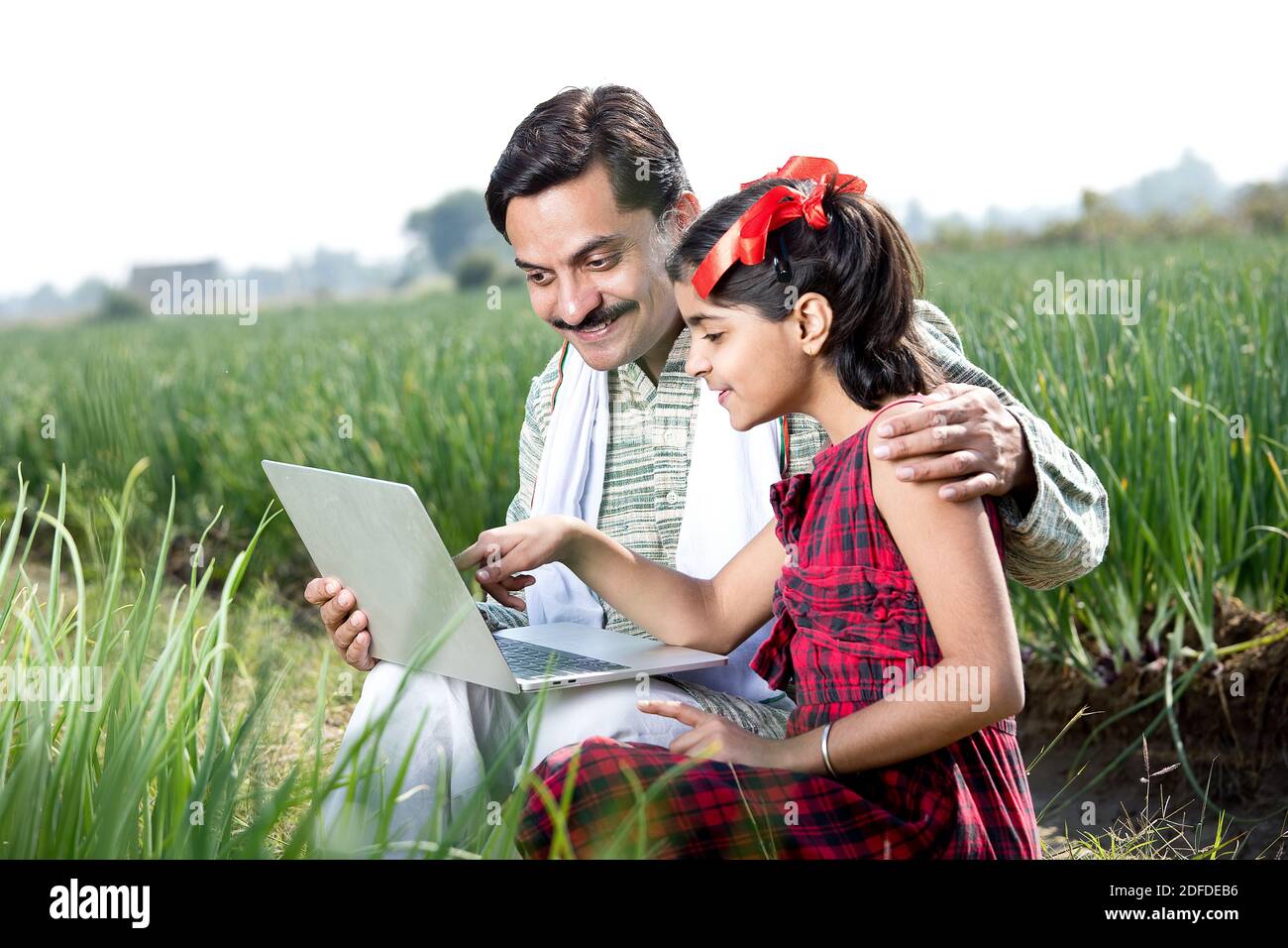 Indian farmer with laptop hi-res stock photography and images - Alamy