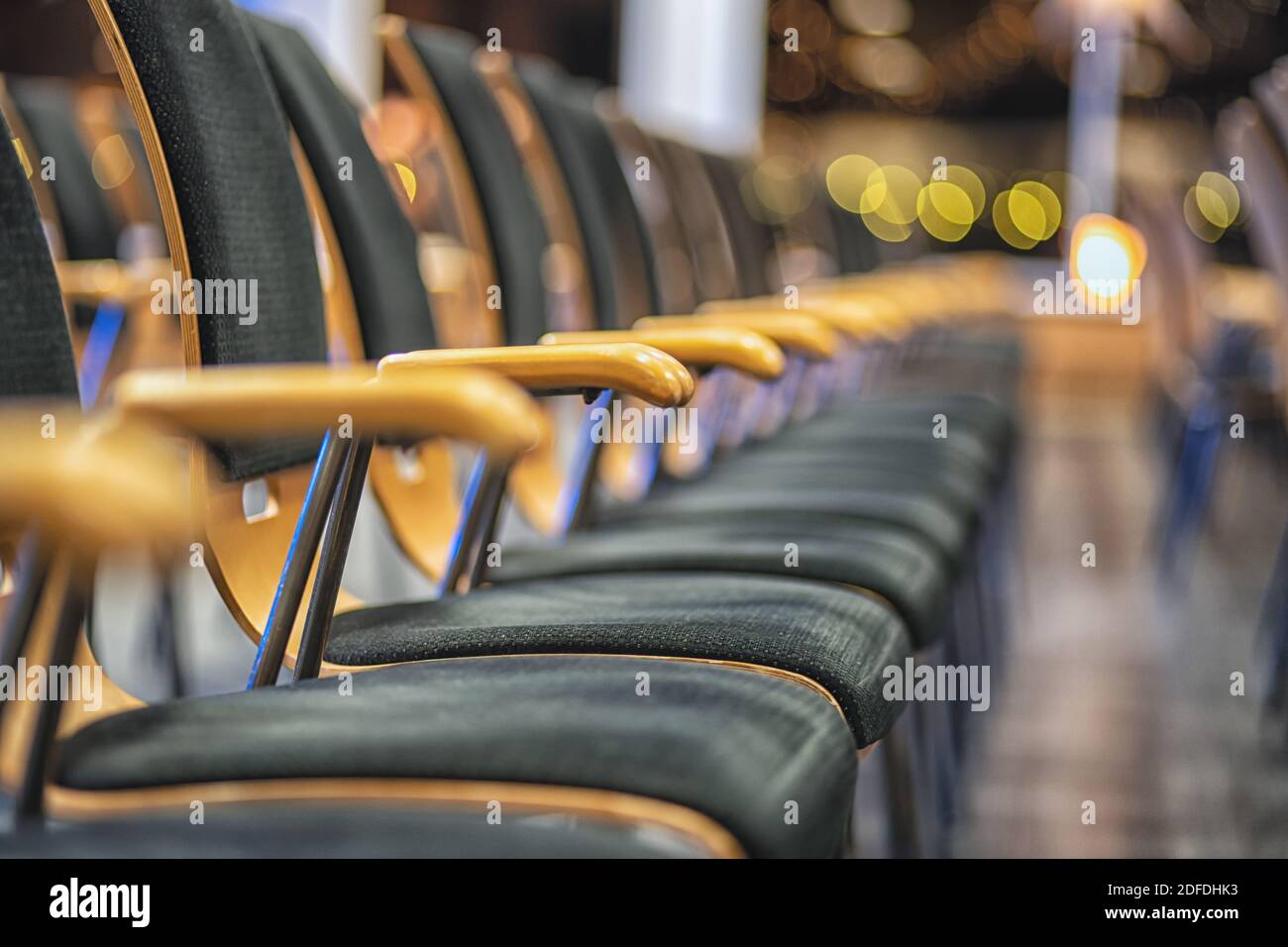 School reception seating hi-res stock photography and images - Alamy