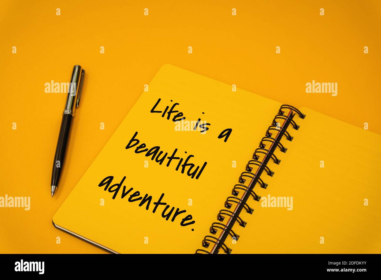 Inspirational writing hi-res stock photography and images - Alamy