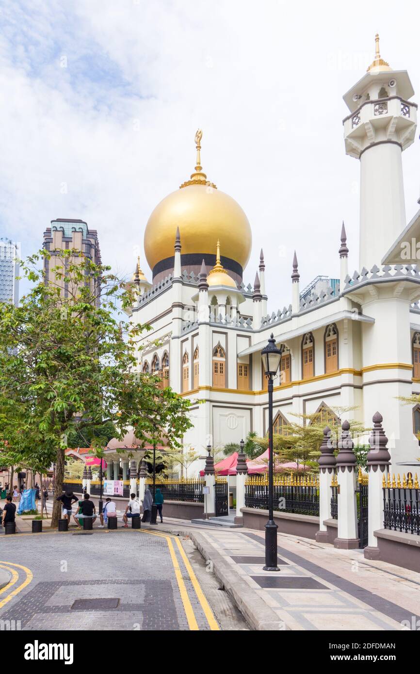 The Masjid SUltan in Singapore Stock Photo - Alamy