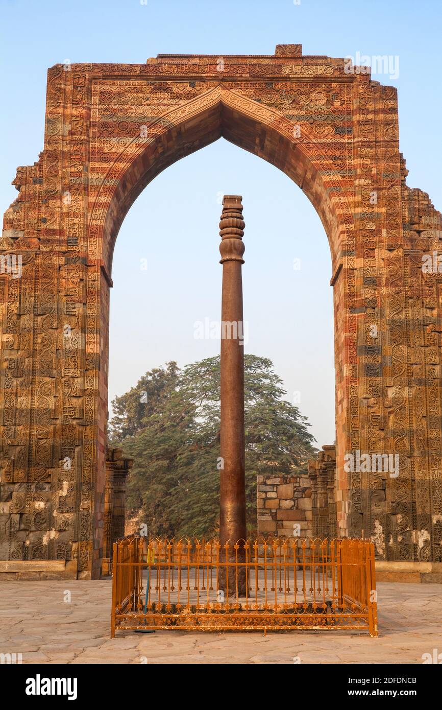 India, Delhi, India, Delhi, New Delhi, Qutub Minar, Quqqat-UL-islam ...