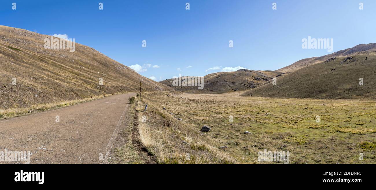 Panoramic slope hi-res stock photography and images - Alamy