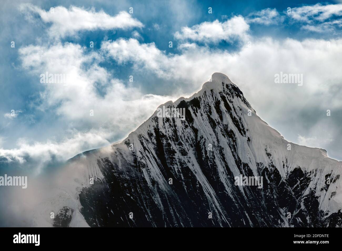 Snow Capped Peak of Kawagarbo or Kawa Karpo (also transcribed as ...