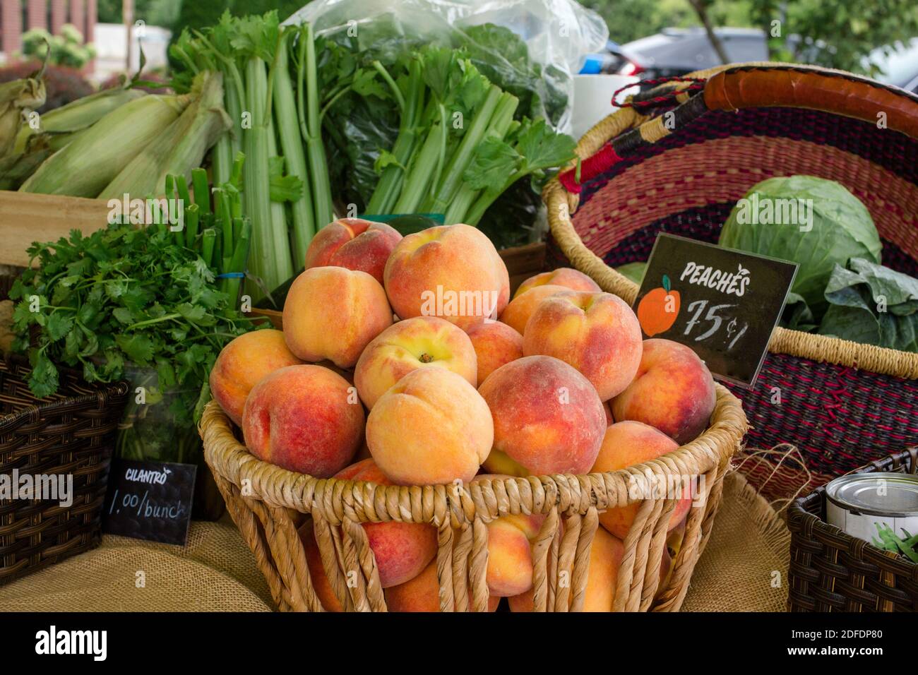 Fresh peaches produce stand hi-res stock photography and images - Alamy