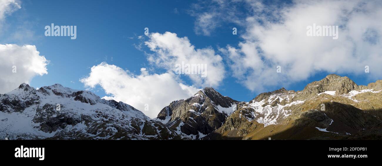 Peaks in Tena Valley, Panticosa Area, Pyrenees, Huesca Province, Aragon ...