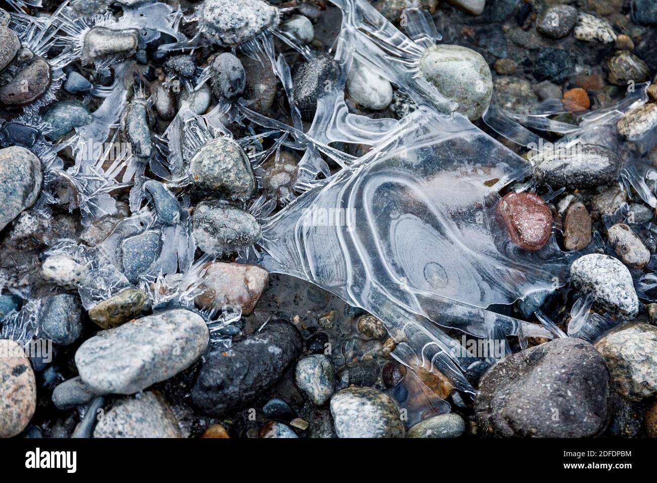 Ice crystals on rocks hi-res stock photography and images - Alamy