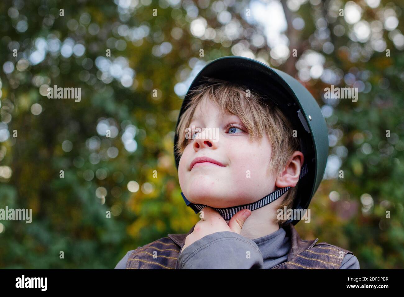 Child helmet costume hi-res stock photography and images - Alamy