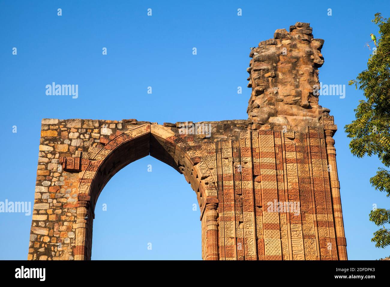 India, Delhi, India, Delhi, New Delhi, Qutub Minar, Quqqat-UL-islam ...