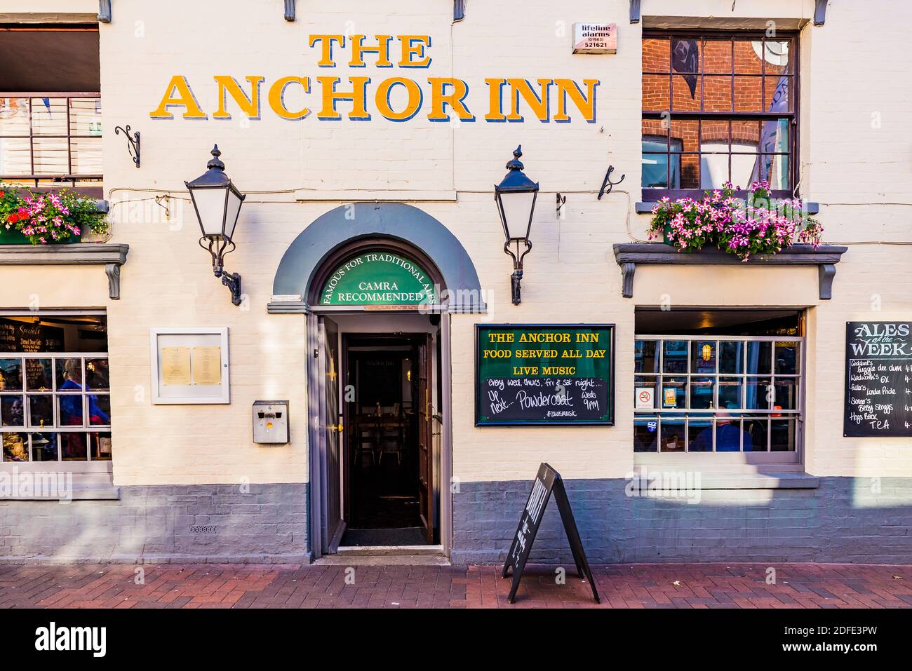 The Anchor Inn, public house. Cowes, Isle of Wight, England, United ...