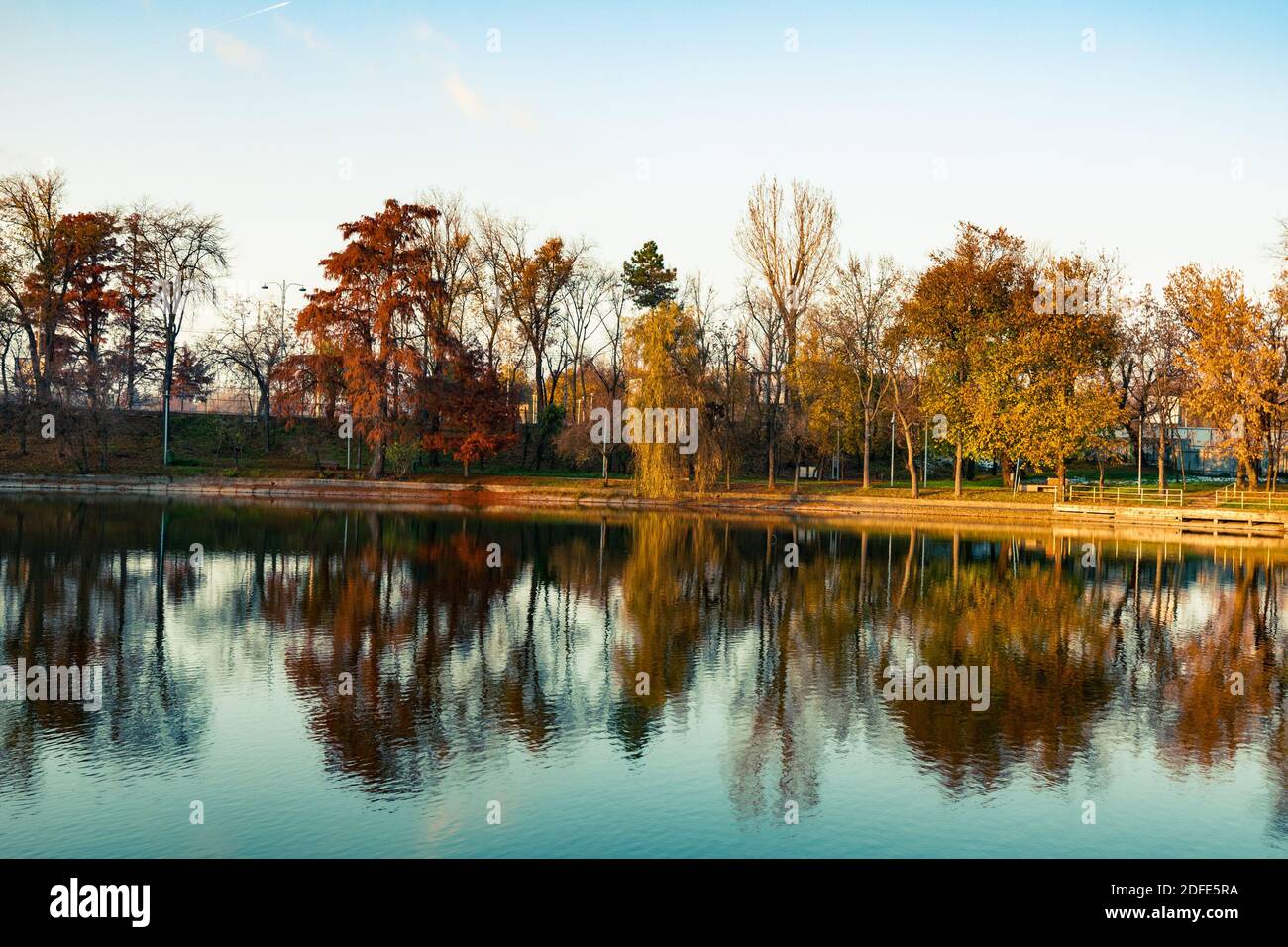 Autumn landscape with reflections on the lake in Bordei Park in ...