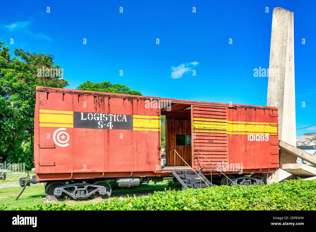 Armoured train hi-res stock photography and images - Alamy