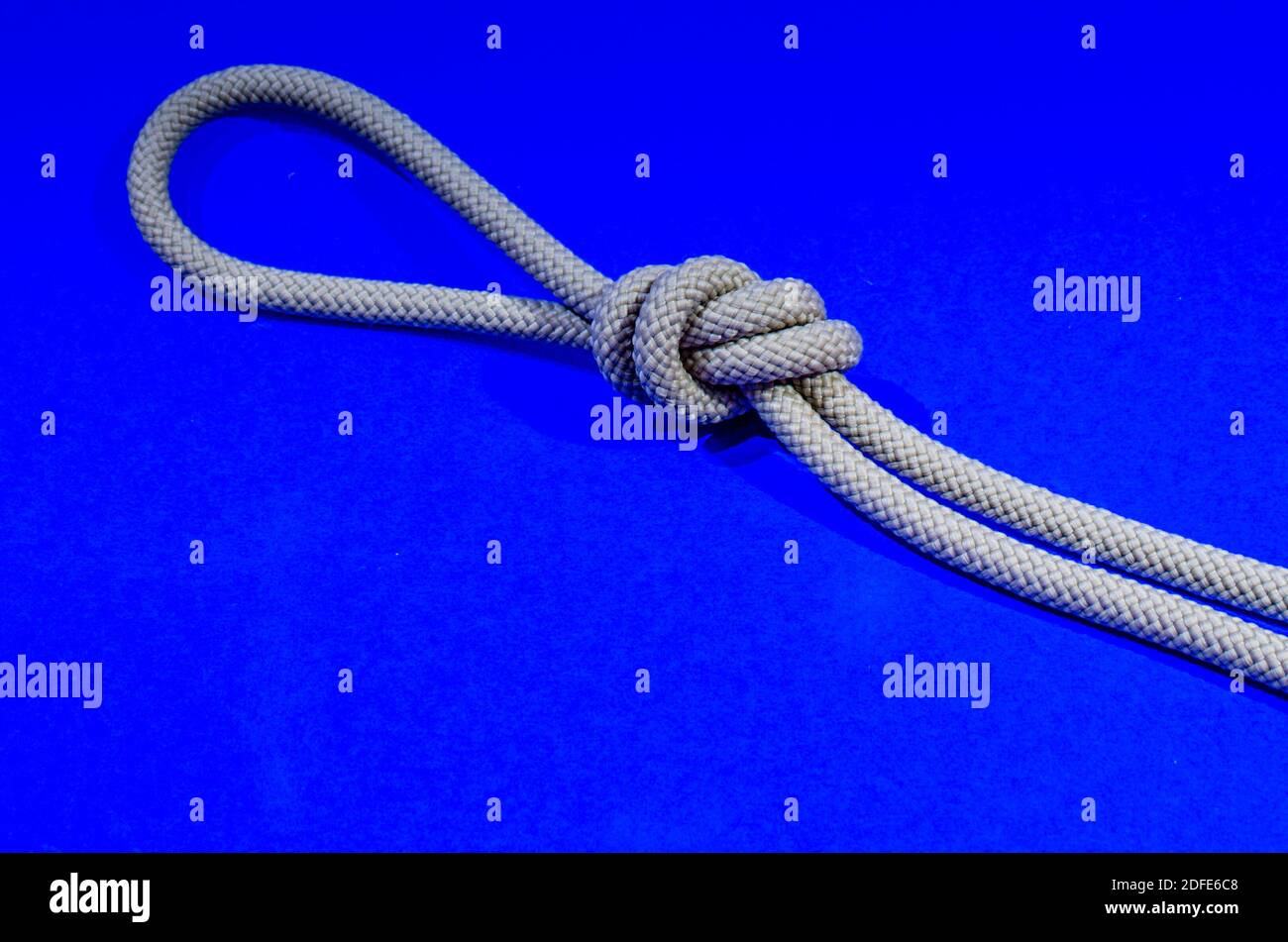 Blue rope knot hi-res stock photography and images - Alamy