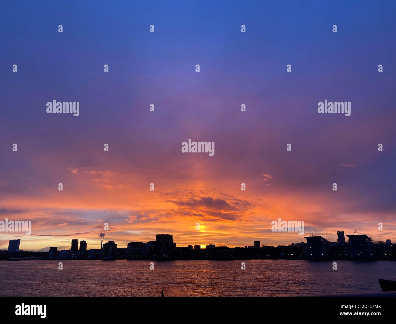 Thames pic hi-res stock photography and images - Alamy