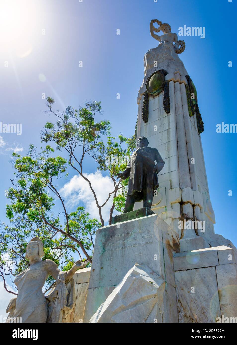 Jose Miguel Gomez statue or monument, Santa Clara, Cuba Stock Photo - Alamy
