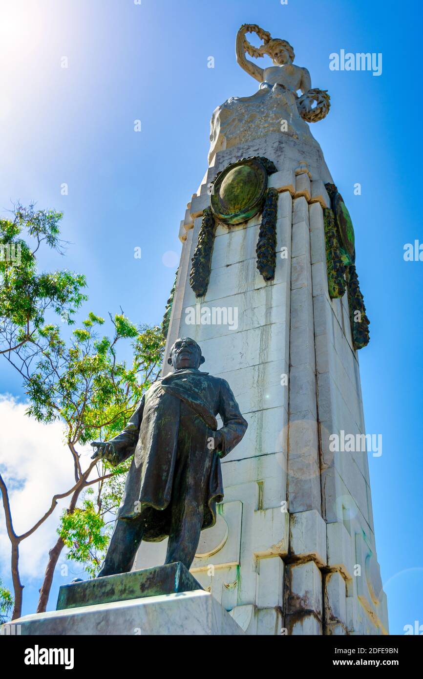 Jose Miguel Gomez statue or monument, Santa Clara, Cuba Stock Photo - Alamy