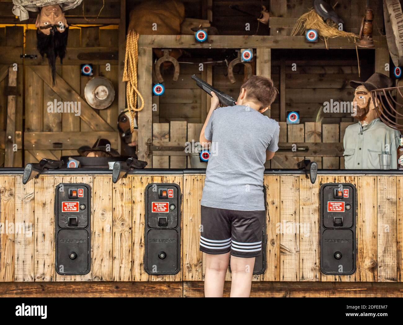 Target range hi-res stock photography and images - Alamy