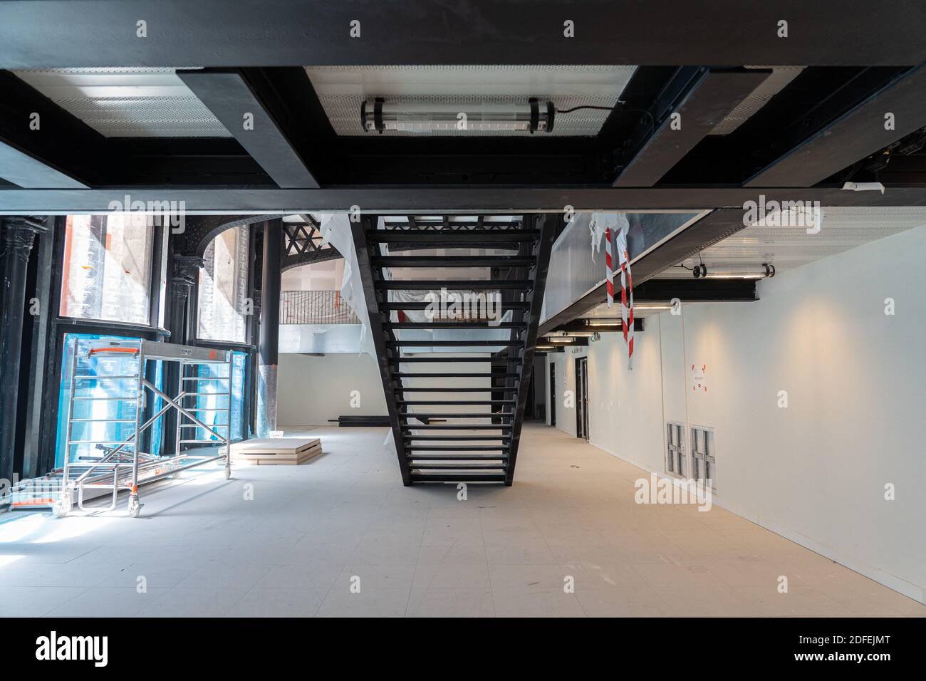 A hall of the Poste du Louvre building that is under renovation ...