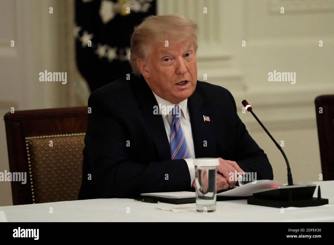 The national dialogue hi-res stock photography and images - Alamy
