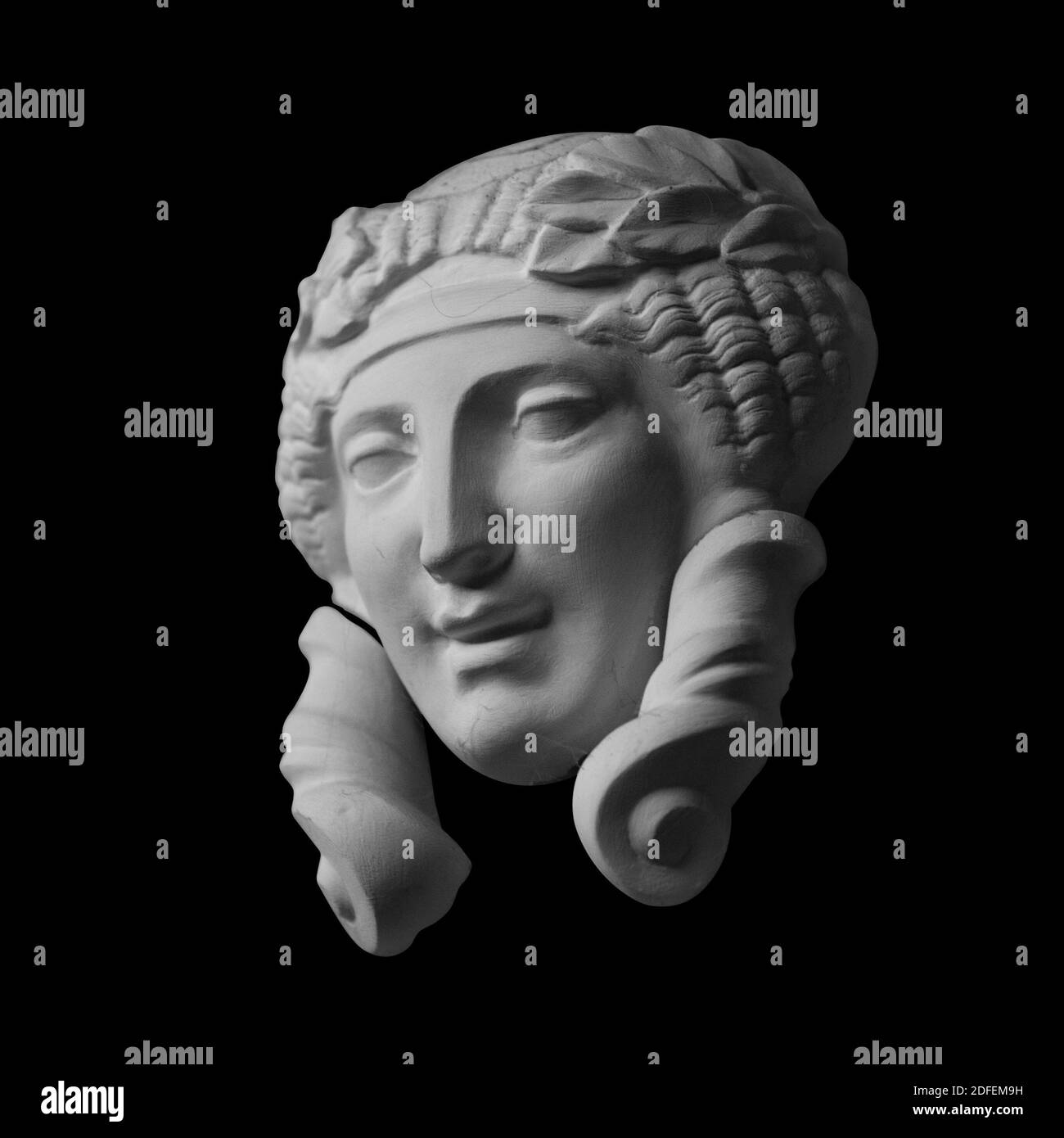Gypsum statue bust head on a white background Stock Photo - Alamy