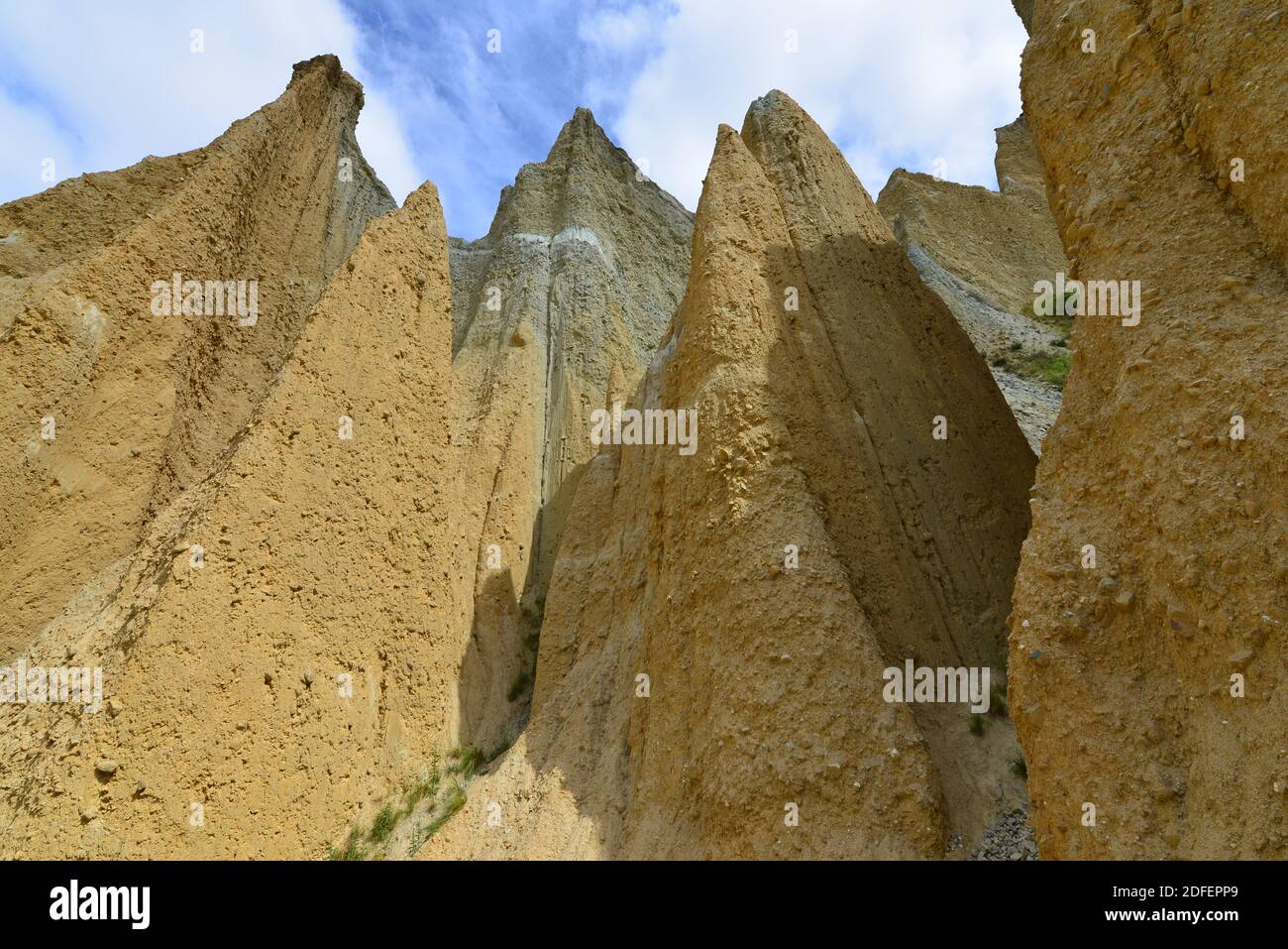 Clay Cliffs of Omarama Stock Photo - Alamy