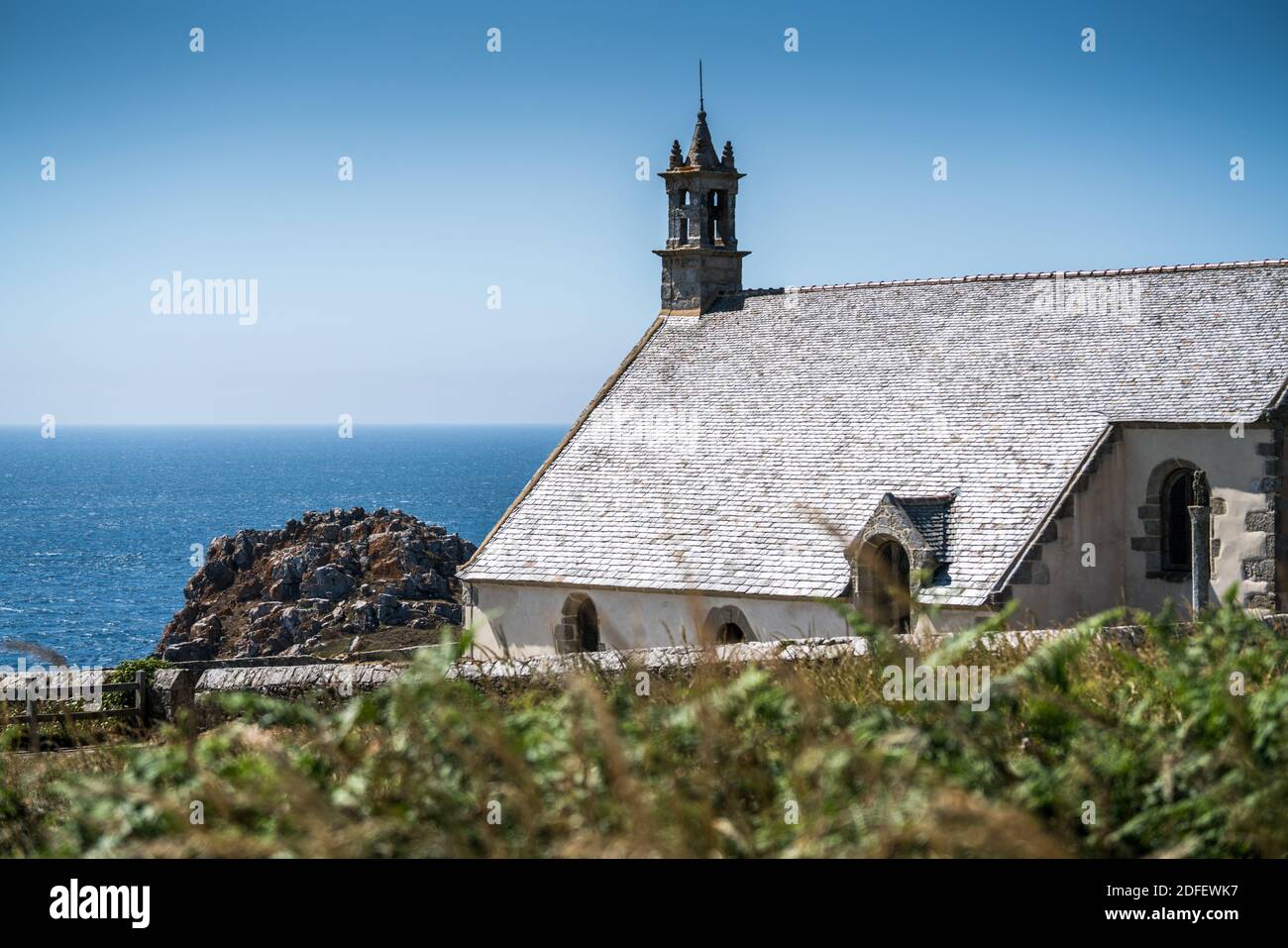 Pointe du van sea hi-res stock photography and images - Alamy
