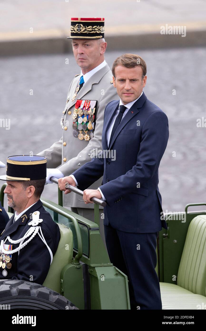 French President Emmanuel Macron and Chief of the Defence Staff General ...