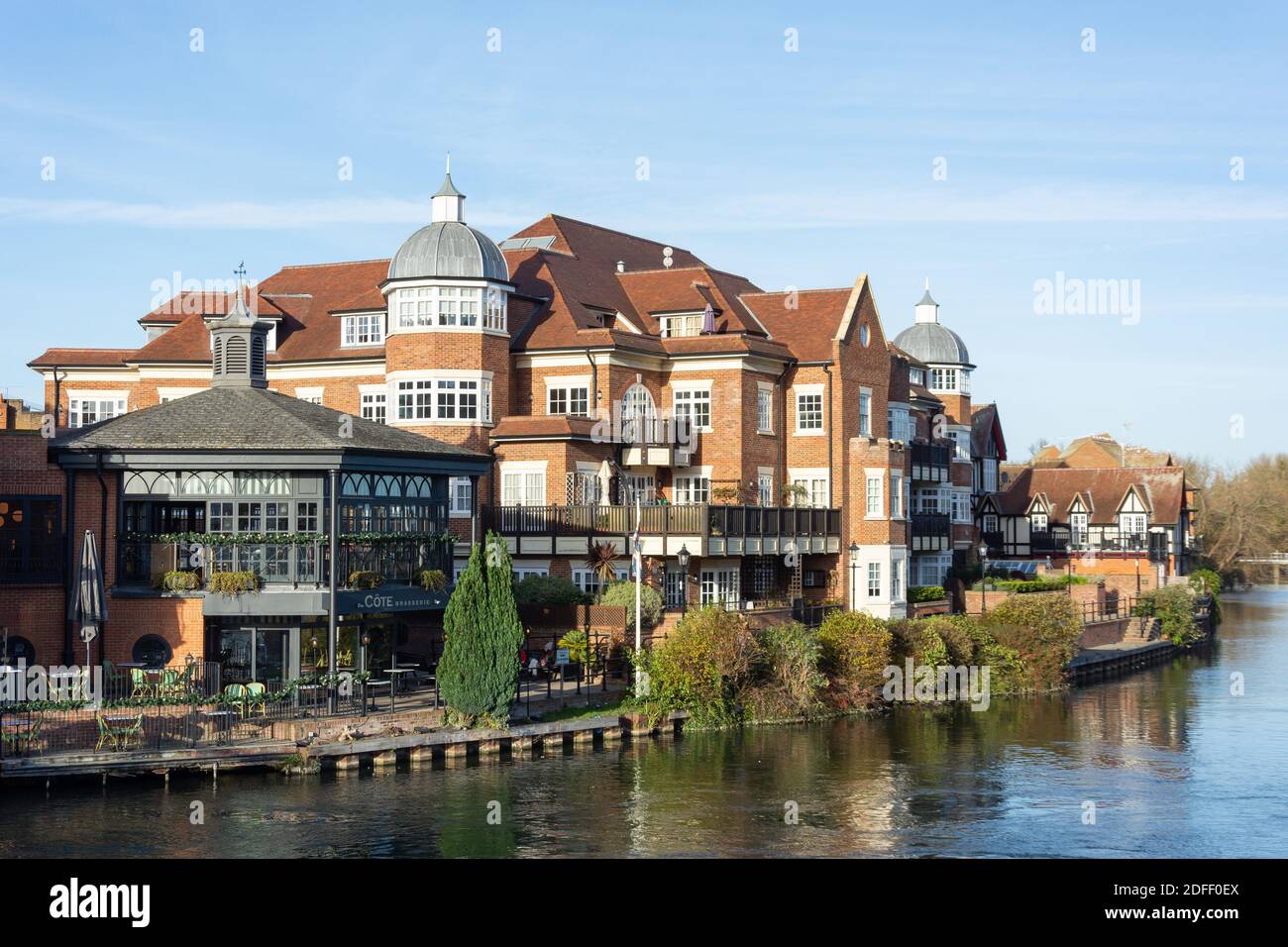 Cote Brasserie restaurant across River Thames, Eton, Berkshire, England ...