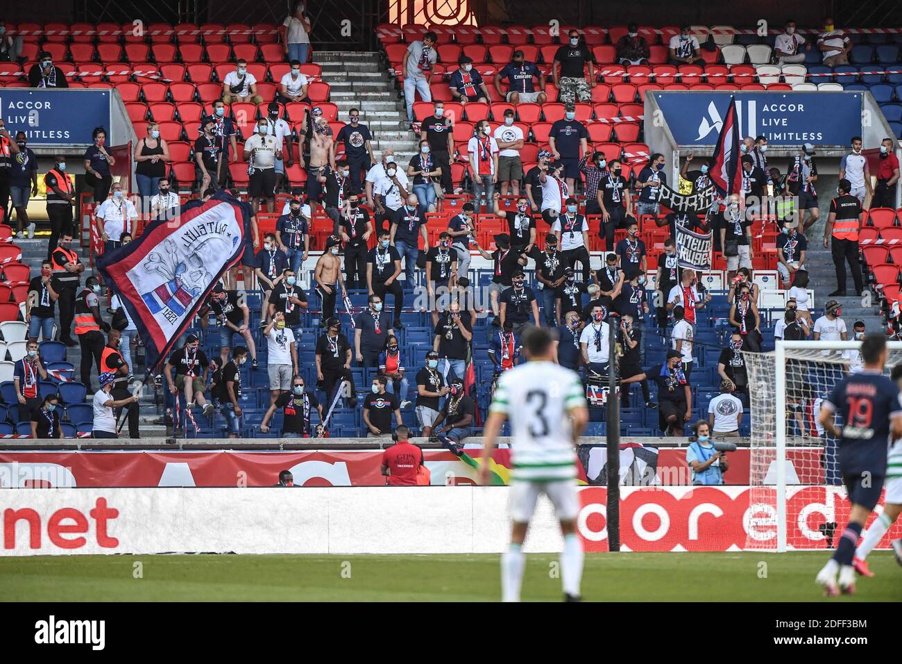Saint anthony stands hi-res stock photography and images - Alamy